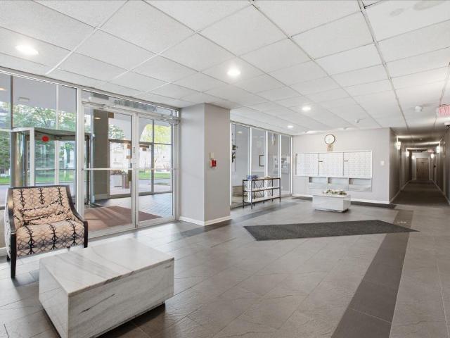 9001 Golf Road Unit 5B, Des Plaines, US, IL