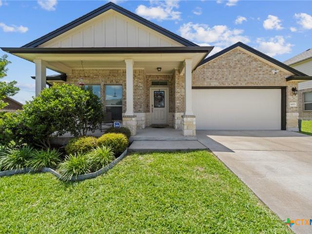 9003 Lake Pointe Drive