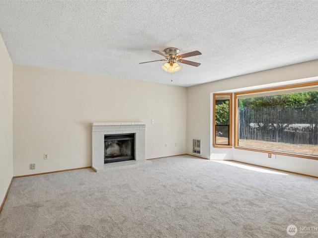 9003 th Street E
