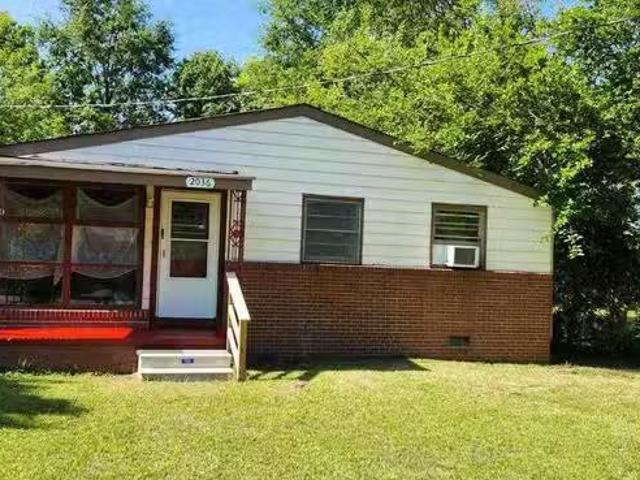$900 3 Bedroom 1 Bathroom House In Macon Section 8 OK 203.