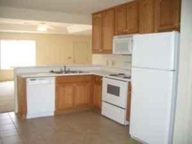 $900 / 3br 3 bath Great Duplex Longleaf Crossing, Auburn map