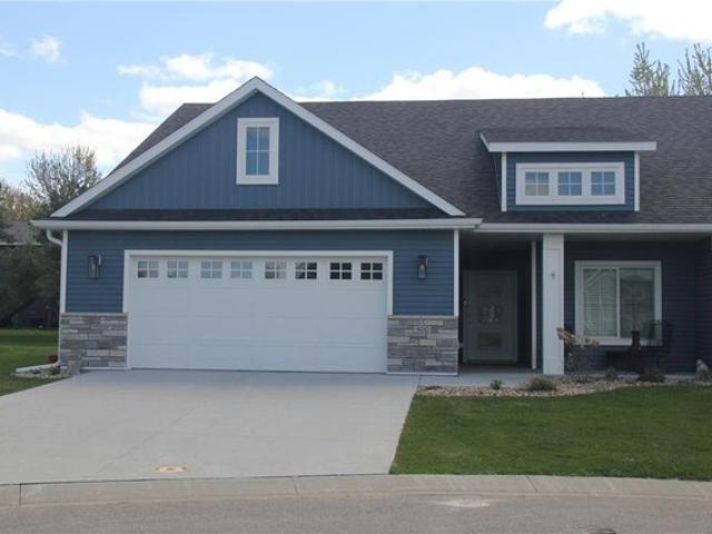 900 11th Pl NW, Kasson, MN 55944