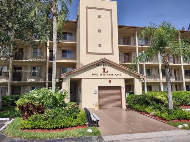 900 142nd Ave SW #113L, Pembroke Pines, FL 33027