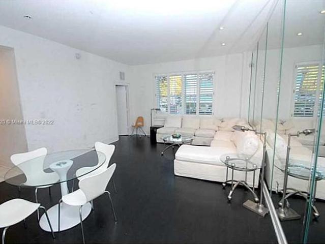 900 16th St #102 Miami Beach, FL 33139