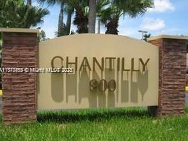 900 195th St NE #517, Miami, FL 33179