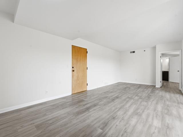 900 19th Ave S # 1001