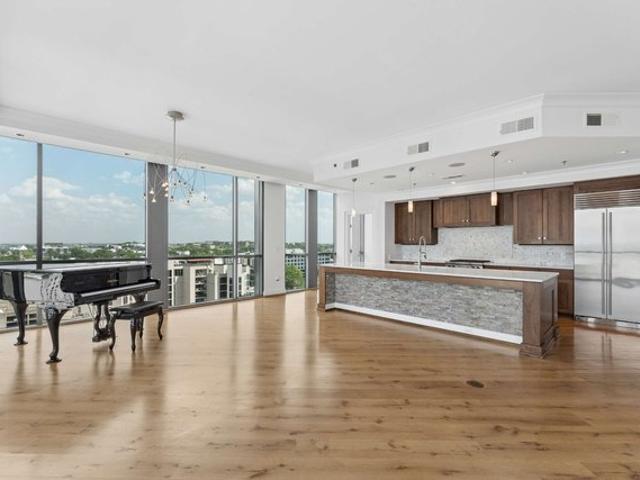 900 20th Ave S Apt 1301, Nashville, TN 37212