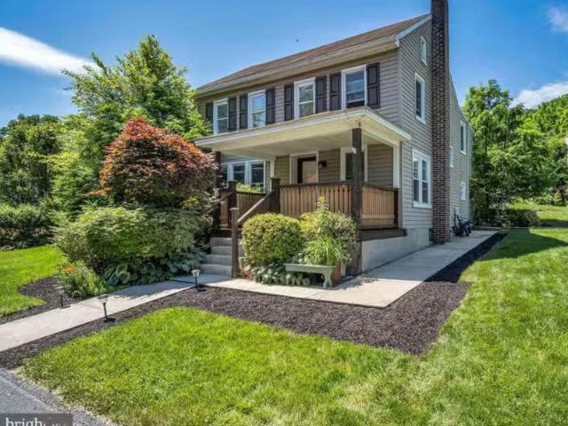 900 2ND ST, MOUNT WOLF, PA 17347 Single Family Residence For S.