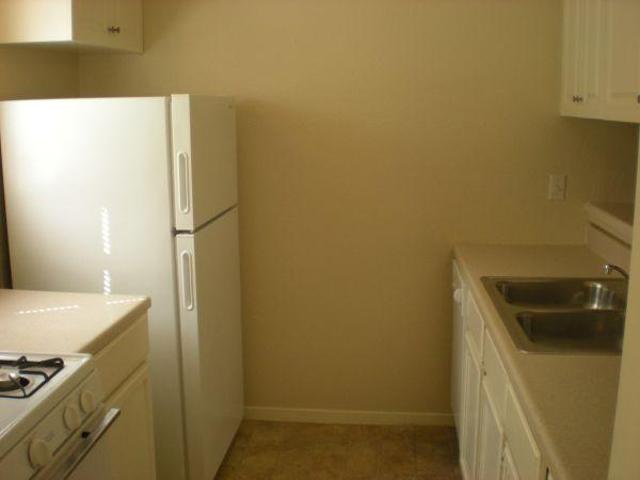$900 / 2br Walk to UTMB Galveston