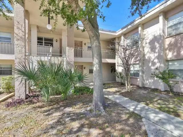 900 70th Street North 109 900 70th Street North
