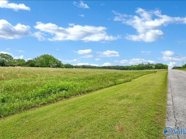 900 County Road 1466