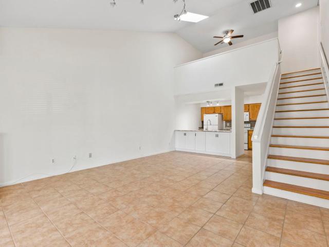 900 Courtyard Dr. K8