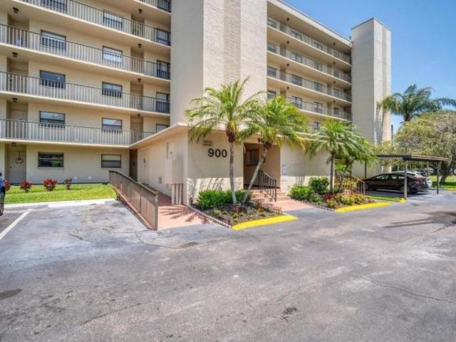900 Cove Cay Dr #3C, Clearwater, FL 33760