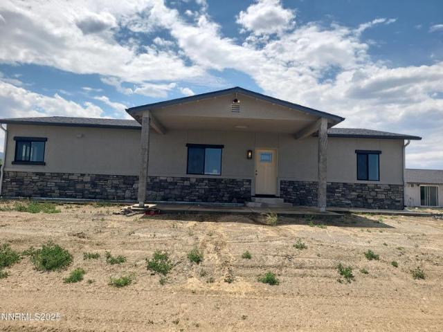 900 Cattle Dr, Fernley, NV