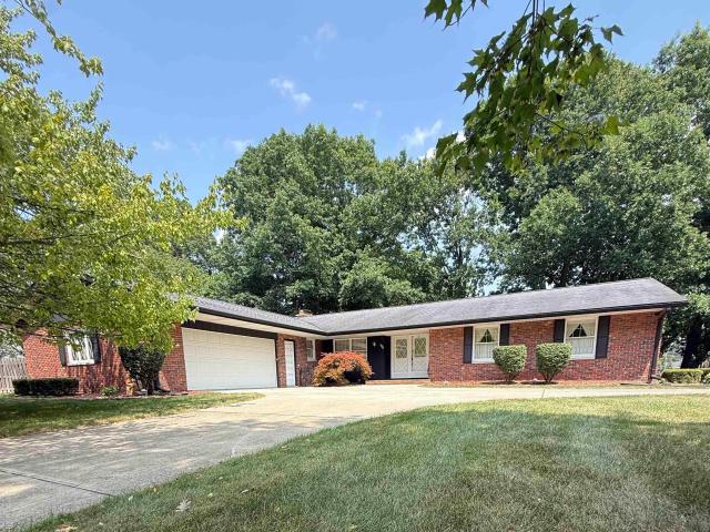 900 Canterbury Drive