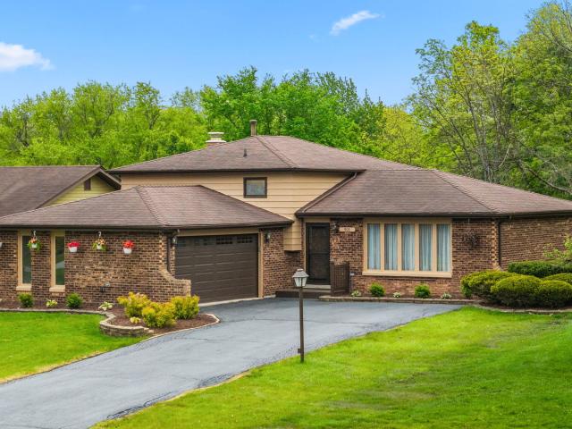 900 Carol Lane
