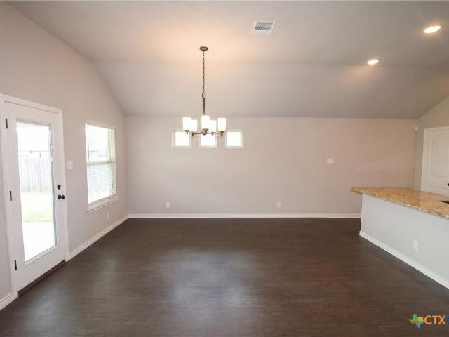 900 Clanton Cove