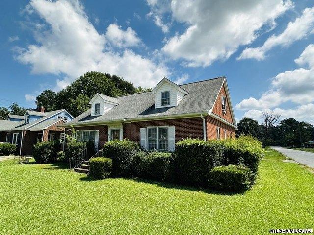 900 Academy St N, Ahoskie, NC 27910