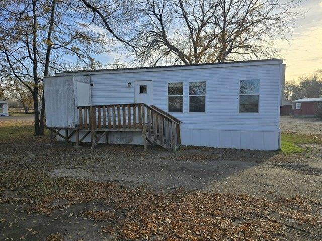 900 Albert Dr, Miles City, MT 59301