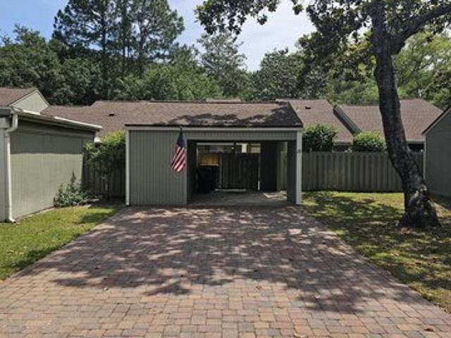 900 Bay Dr Apt 29, Niceville, FL 32578