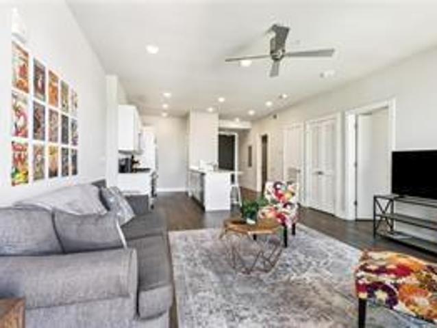900 Bartholomew Street # 419