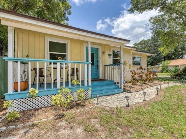 900 Beverly Ave, Largo, FL 33770