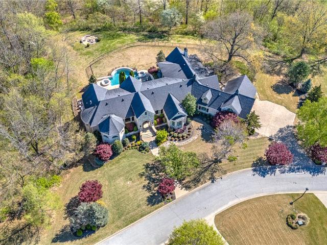900 Beau Chalet Drive