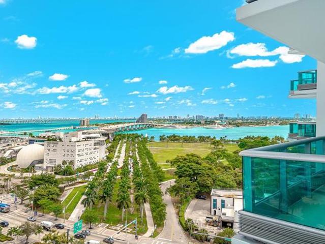 900 Biscayne Blvd #1810, Miami, FL 33132