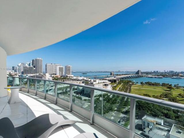 900 Biscayne Blvd #2006 Miami, FL 33132