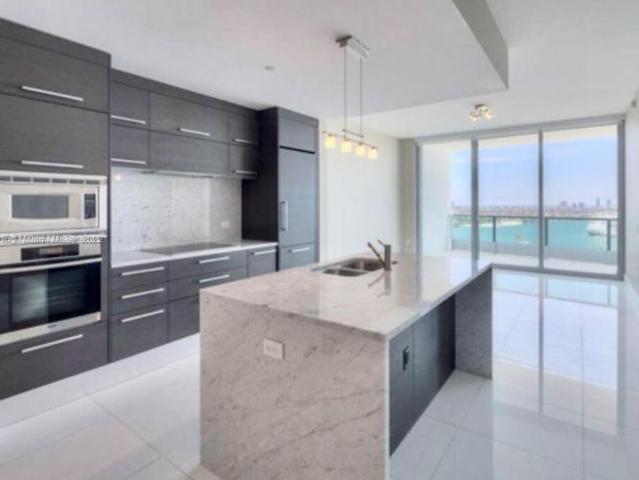 900 Biscayne Blvd #2603 Miami, FL 33132