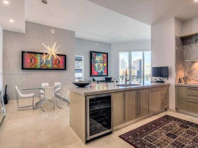 900 Brickell Key Blvd #2805, Miami, FL 33131
