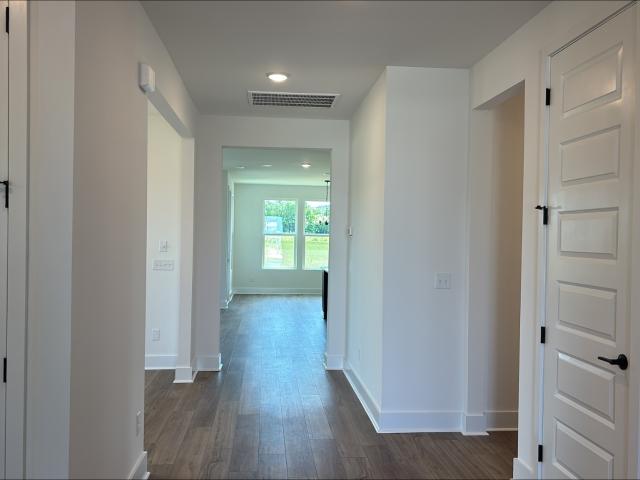 900 Bur Oak Rd