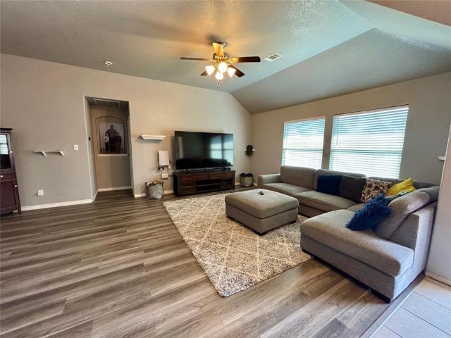 900 Grouse Rd, Glenn Heights, TX 75154 | MLS #21204 | Compass