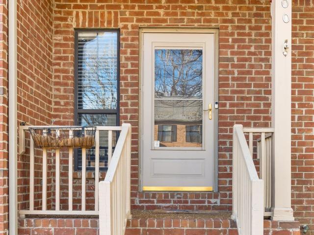 900 Dove Ridge Cir