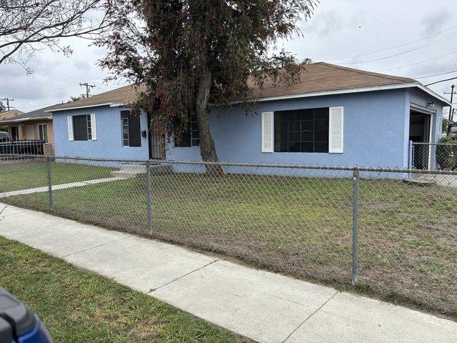 900 E Arlington St, Compton, CA 90221