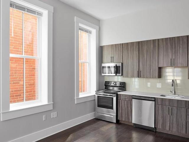 900 E McMillan St, Cincinnati, OH 45206