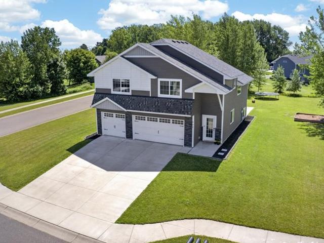 900 Highview Loop SE, Pine City, MN 55063
