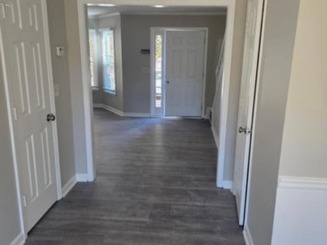 900 Indian Lake Dr NW, Lilburn, GA 30047