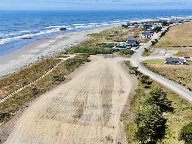 900 Old Coast RD # 4