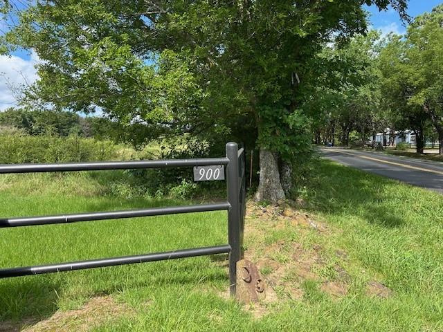 900 Locust Rd, Pottsboro, TX 75076 | MLS #20855