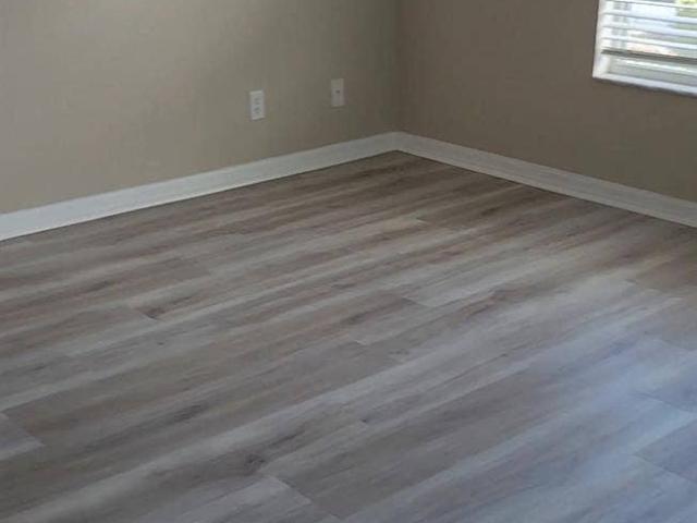 $900 looking for a roommate