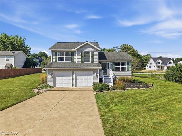 900 Mallet Hill