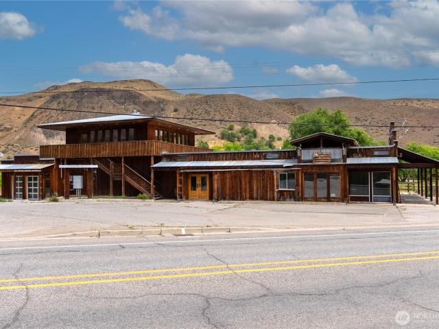 900 Methow Valley Highway E