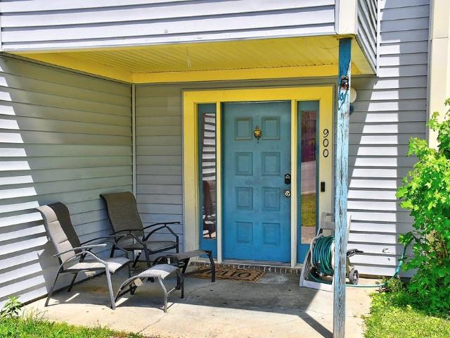 900 Meadowburm CIR