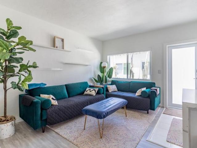900 Meridian Ave #207, Miami Beach, FL 33139