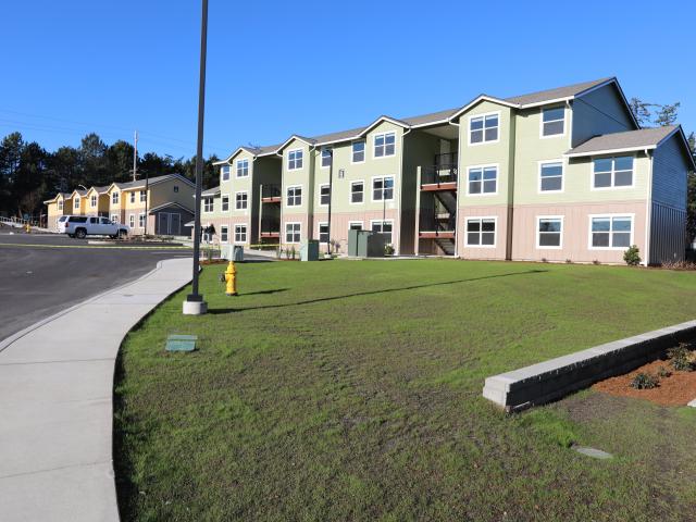 900 N Oak Harbor Street, 3 beds, 1 full bath