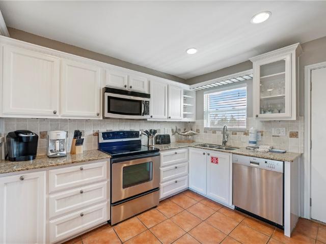 900 N Station Street A910