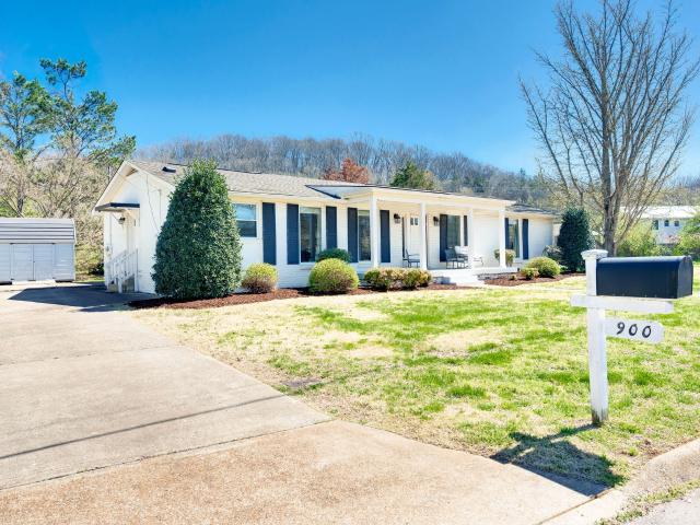 900 Neuhoff Ln