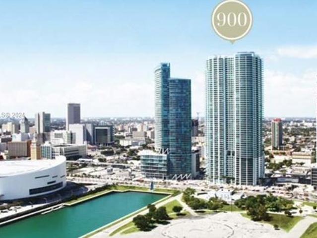 900 NE Biscayne Blvd #4010, Miami, FL 33132
