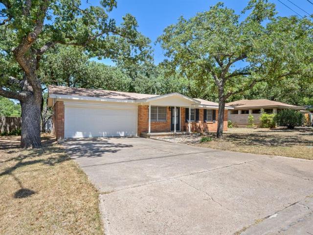 900 NW 11th Street